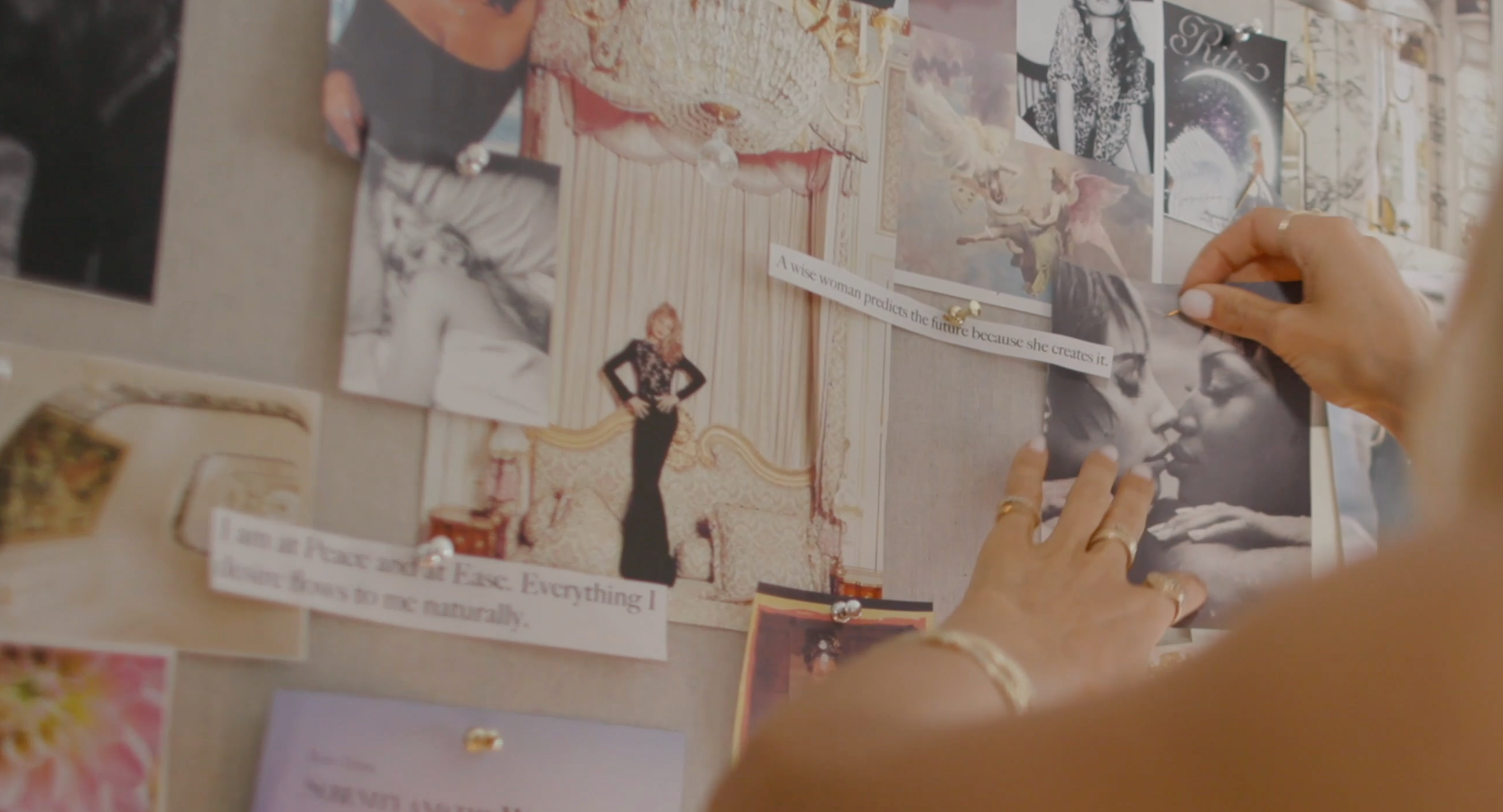 How to Make a Magical Vision Board – Logan Hollowell